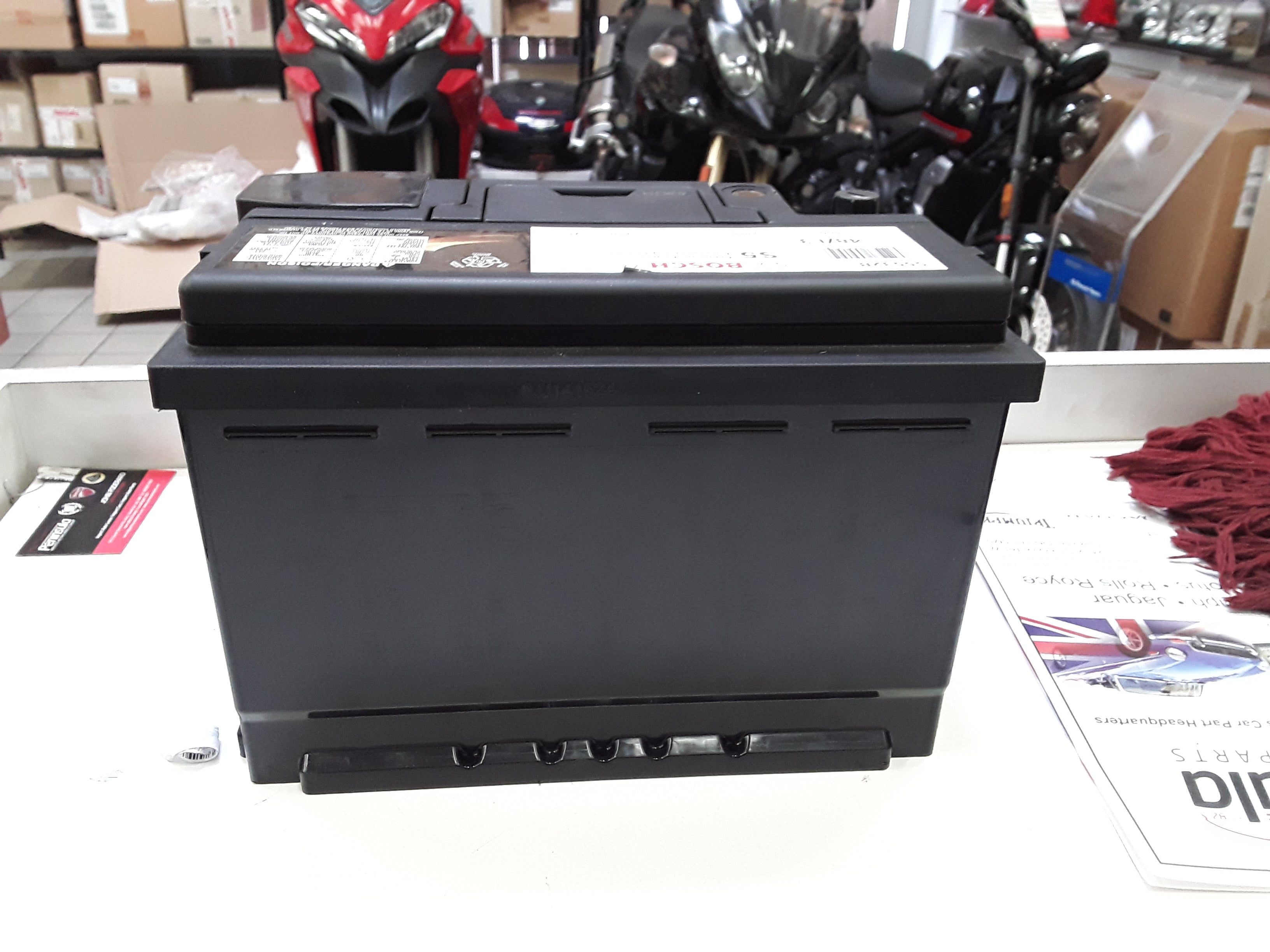 MGB-26700 12V Battery (W/Acid, PICKUP ONLY) FITS IN 6VOLT BOX ...